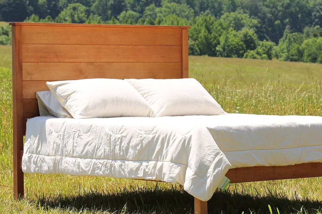 The Esmont Platform Bed – Sleek Solid Wood Bed Frame – Comfort Pure