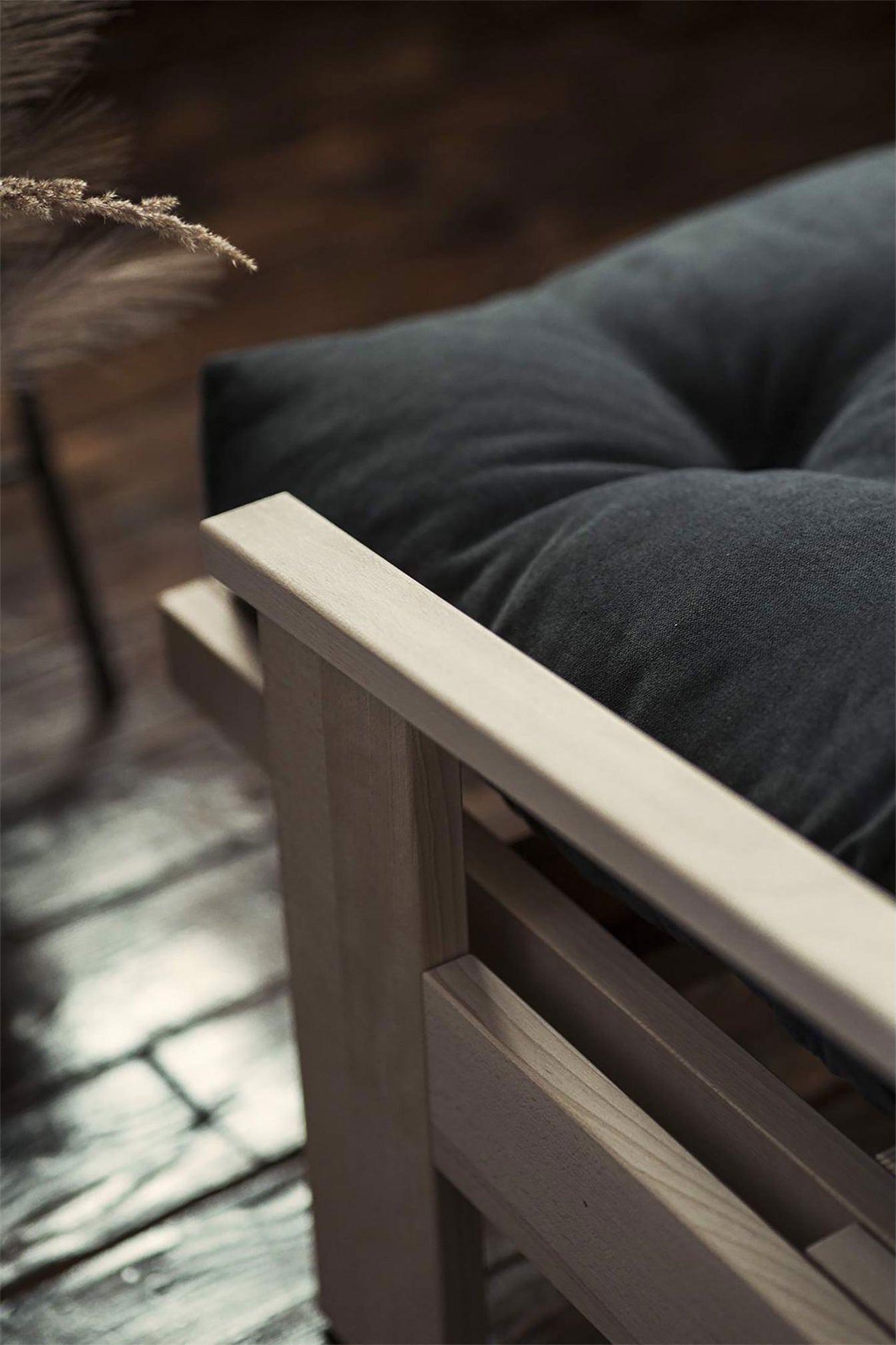 Modern Scandinavian Futon Frame – Denton Beech Wood – Comfort Pure